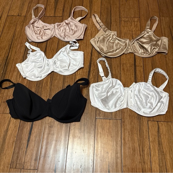 Intimates & Sleepwear | Lot Of 5 Bras 38dd38ddd Bali Soma Wacoal Black ...